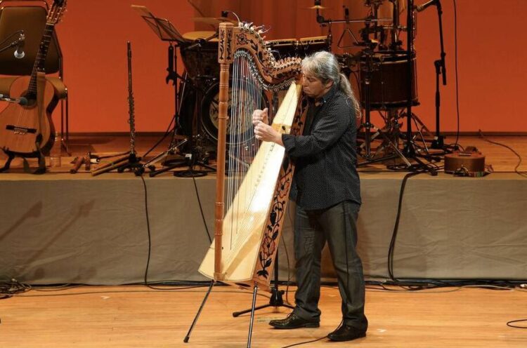 ¿Cómo aprender a tocar el arpa en casa con las mejores aplicaciones?